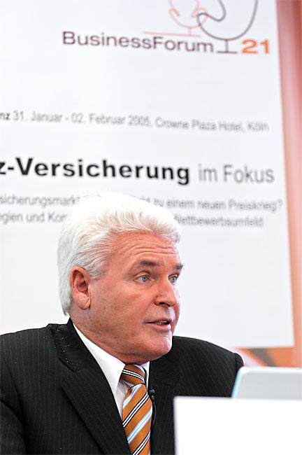 > 3-tägiger Kongress: Kfz-Versicherung im Fokus | BusinessForum21 ...